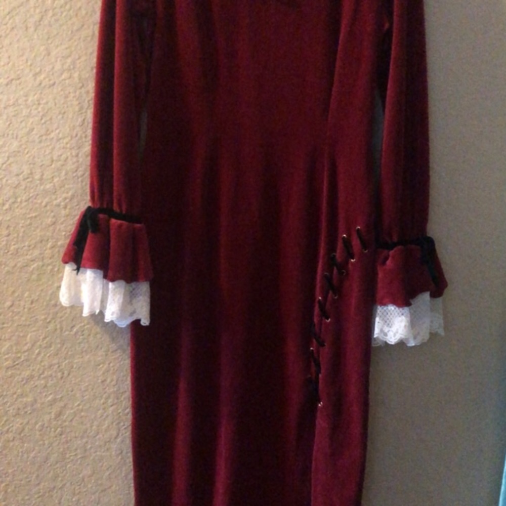 1970s Velvet Cottage Core Maxi Dress. - Gem